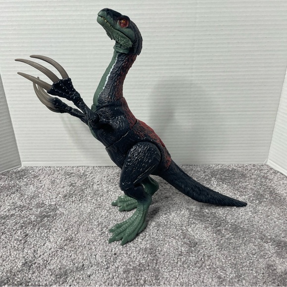 Mattel | Toys | Jurassic World Dominion Sound Slashin Therizinosaurus ...